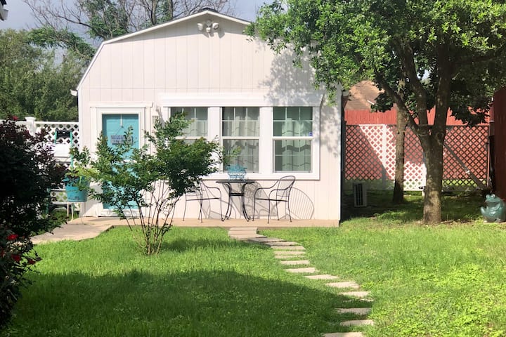 Private 1b1b/ Near Samsung/ Dell Diamond/ Kalahari - Dell Diamond Stadium - Round Rock