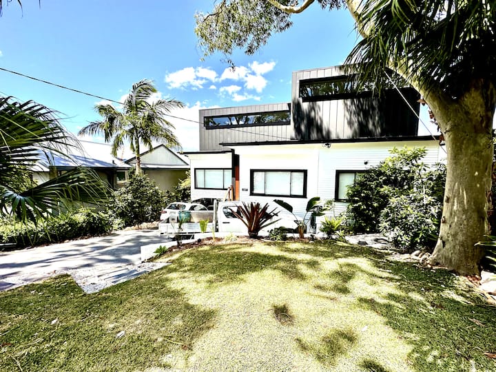 Penthouse With 270 Degree Views - Mosman