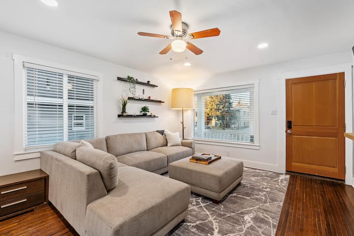 Modern & Chic Entire Home In Slc - Salt Lake City, UT