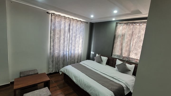 Deluxe Room Without Balcony - シムラー