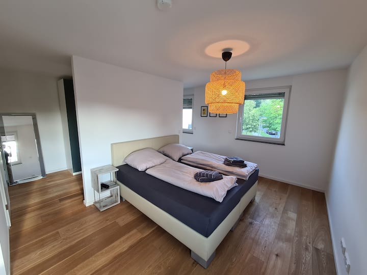 Spacious 2-bedroom Apartment. - Offenbach