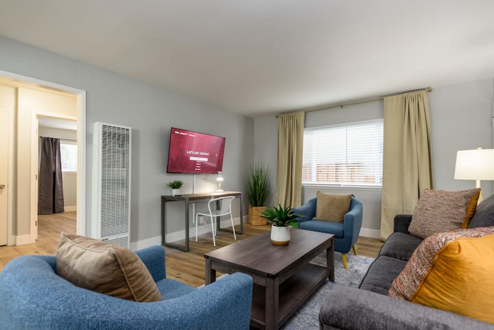 Chique 2-bedroom Home Near Stanford Hospitals - San Carlos, CA