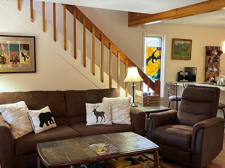 Lovely Townhouse, Near All That No. Conway Offers - Conway, NH