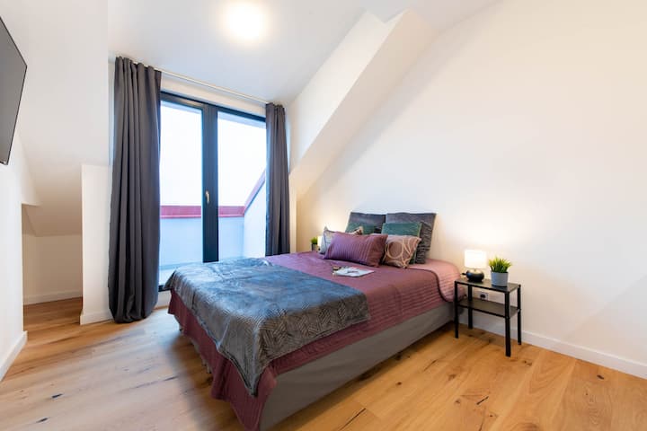 Byt S Terasou - Prag