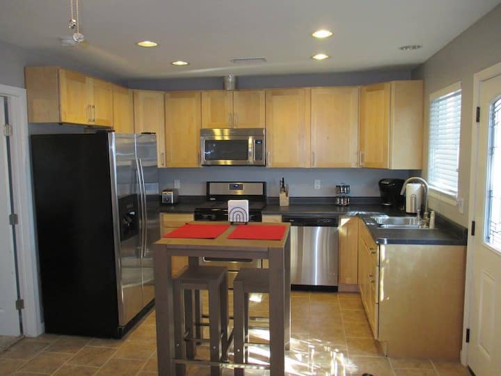 Gallup Corporate Rentals. - Gallup, NM