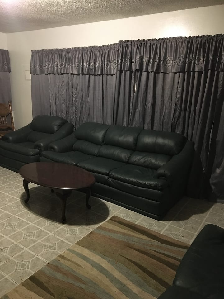 Mobile Denton Park Friendly Room - Mobile, AL