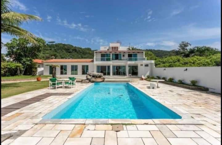 Casa Com Piscina /Acesso A Praia - Itapema