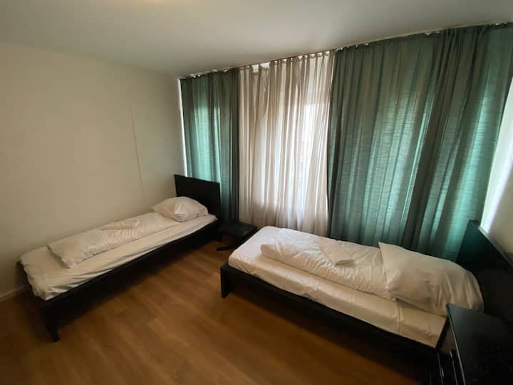 Schöne Und Saubere Wohnung - Frankfurt