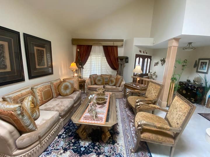 Private Room In Laguna Niguel - Laguna Beach, CA