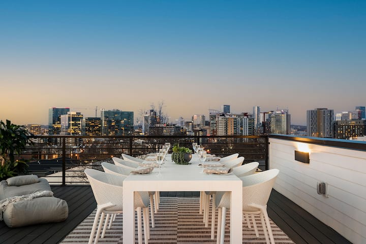 Archer House | Hot Tub Rooftop | Downtown Luxury! - Houses for Rent in Nashville, Tennessee ...