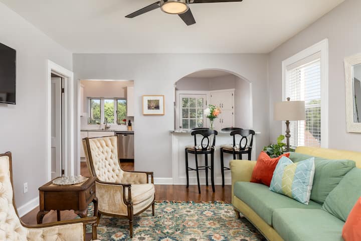 Double The Space|2kitchens|2livingspaces|sleeps12 - Kansas City, KS