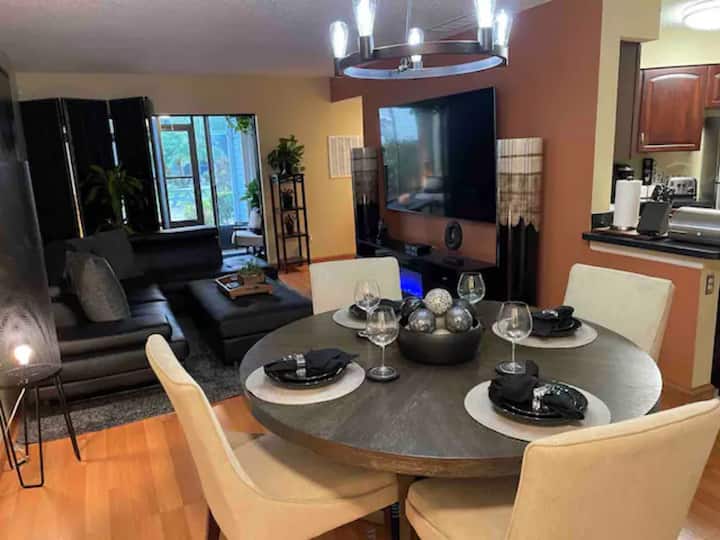 2 Bed 2 Bath Golf Resort Condo (1st Fl) - Orlando, FL