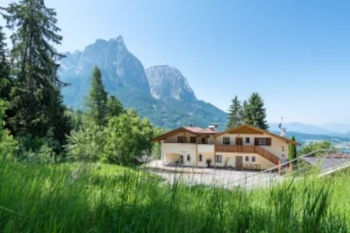 Schöne Ferienwohnung - Tiers