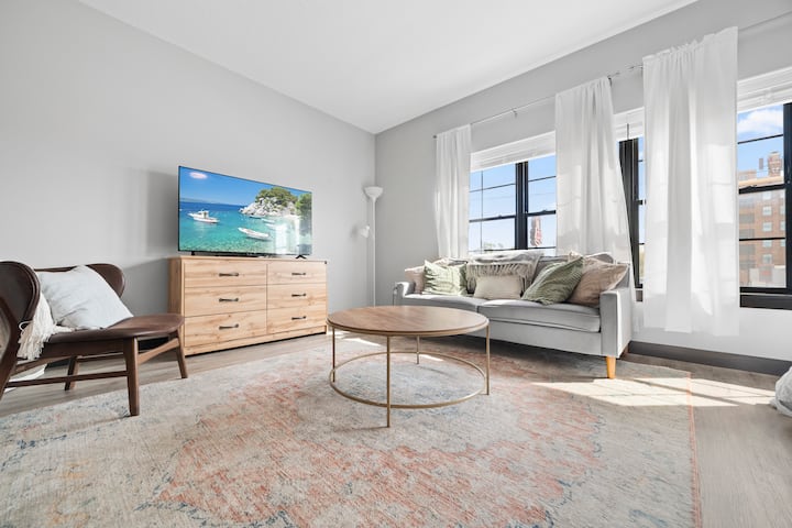 Luxury In Cedar Rapids By Hospitals - Pet-friendly - シーダー・ラピッズ, IA