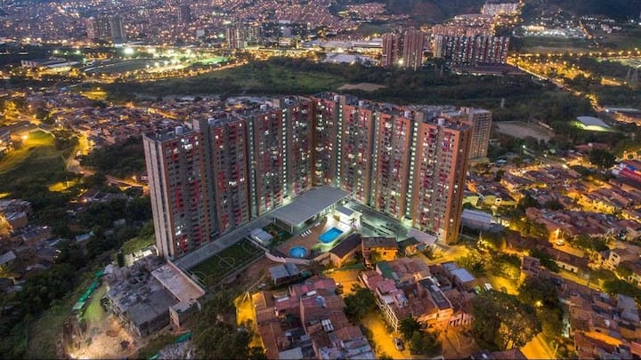 Precioso Apartamento, Wifi 200 Mb Condominio Bello - Bello, Colombia