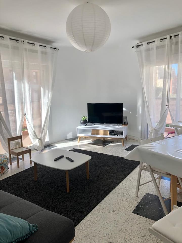 Joli 3 P Circulaire Lumineux+parking+clim - Antibes