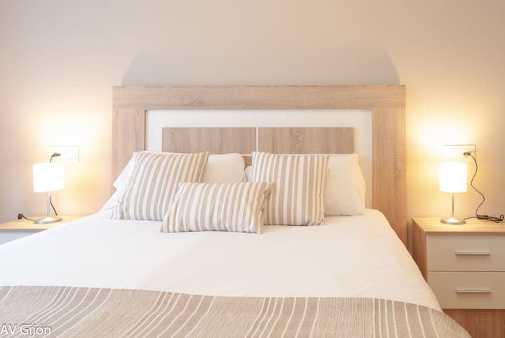 Apto. A La Entrada De Oviedo - Oviedo