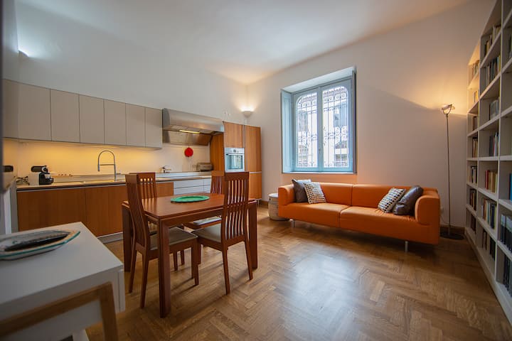 Appartamento In Centro Storico Con Posto Auto - Varèse