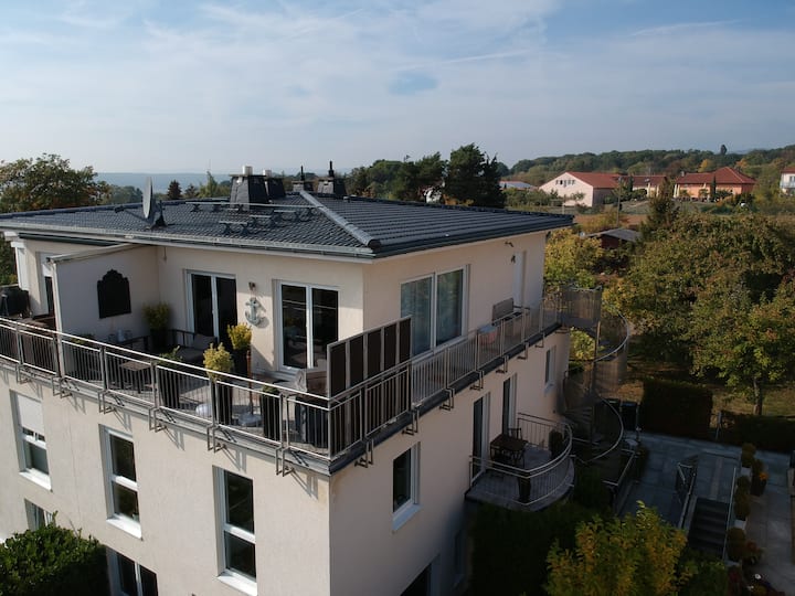 Cozy Penthouse With A View - Wiesbaden