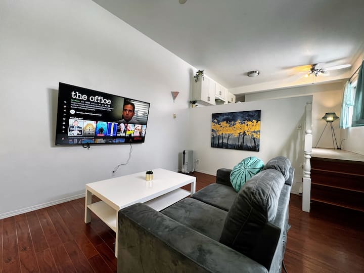 Opal House W/ Honeymoon Suite! | Unit D - Lethbridge