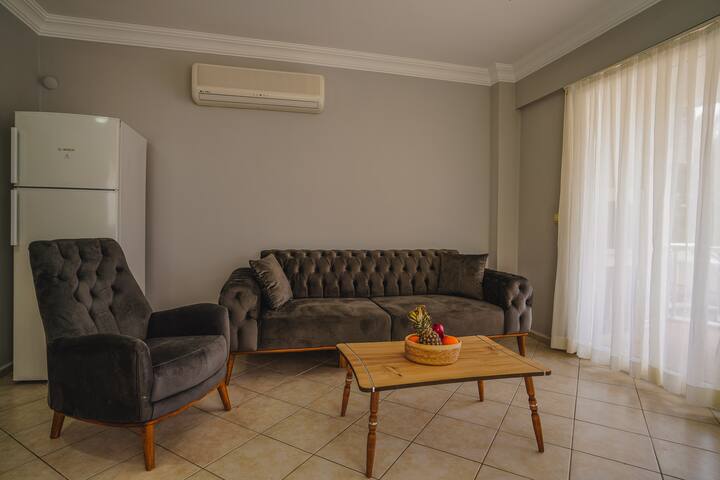 1br Apt Step Away From The Beach - Çalış Beach