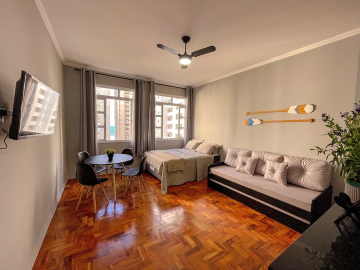 Studio Blue | Conforto Na Pitangueiras 45 M Do Mar - Guarujá