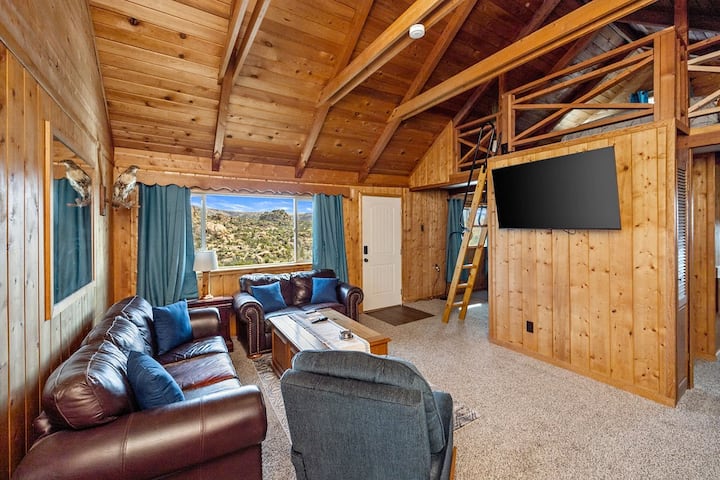 Hilltop Hideaway-amazing Views! - Prescott, AZ