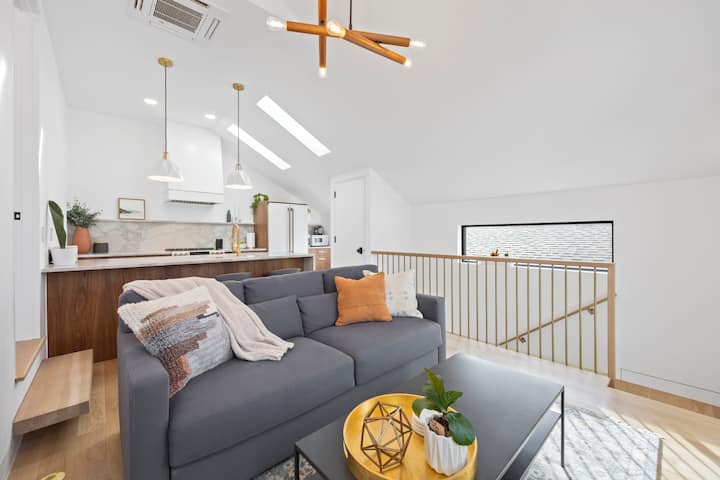 New Build, Garage, L2 Ev Charger, Modern Luxury - Denver, CO