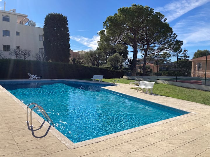 Studio Vue Mer, Piscine, Parking. Monaco à 10 Mn - Menton