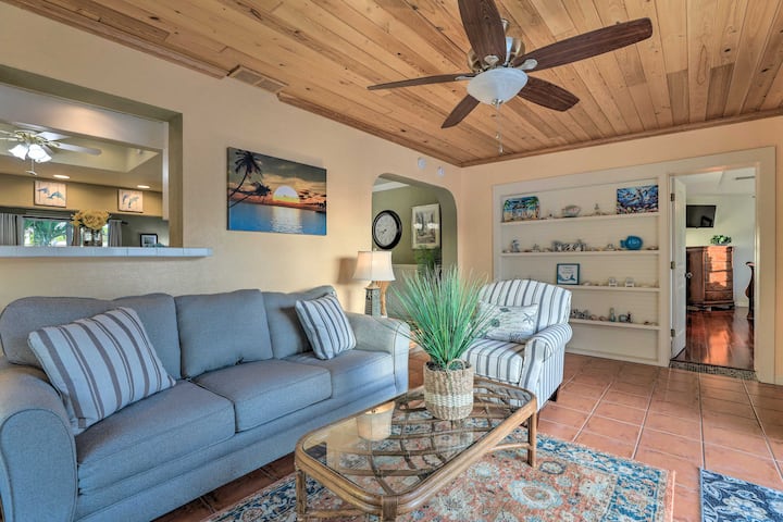Island Oasis | Heated Pool, Hot Tub & Game Room - Anna Maria Island, FL
