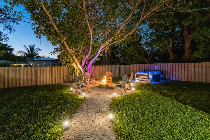 Hot Tub+fire Pit! Private Paradise+close 2 Beach! - Margate, FL
