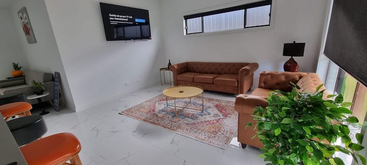 Beautiful 4 Br House In Taylor - Canberra