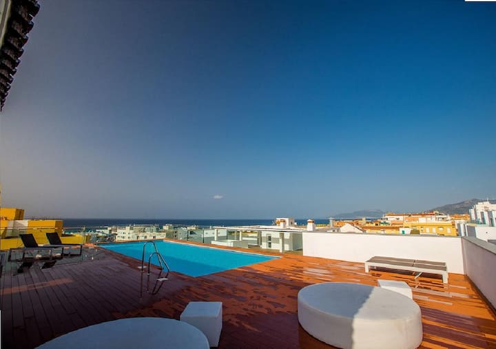 Piscina, Wifi, Terraza Centro. - Tarifa