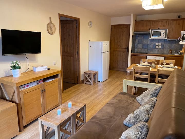 Saint Lary Soulan Charmant T2 Plein Centre Ville - Saint-Lary-Soulan