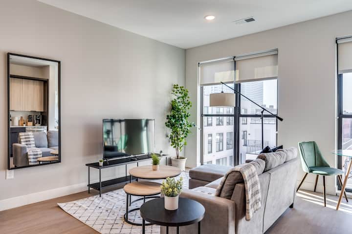 Luxury Studio • Cbd • Casino • Gym • Walk To Otr - Cincinnati