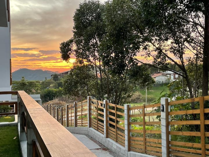 Bali House - Rua Centrinho Do Rosa! - Garopaba