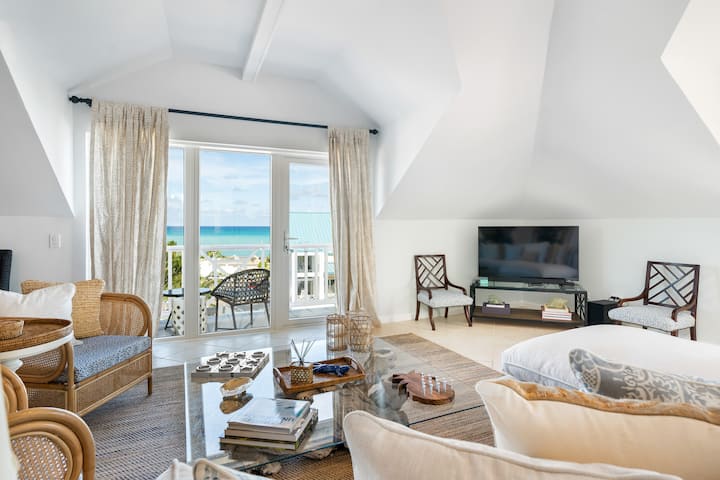 Ocean View Penthouse W/ Beach And Resort Access - Nassau