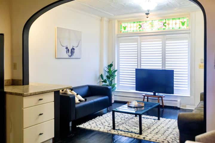 Best Location History And Charm! - Baltimore, MD