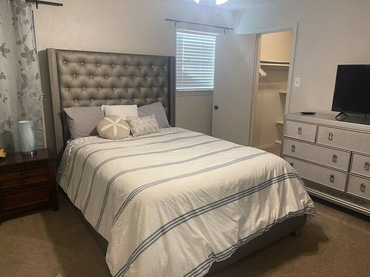 West Texas “Beach” Retreat - Midland, TX