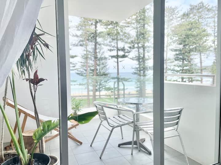 Peaceful Beach Holiday Apt In The Heart Of Manly - Manly