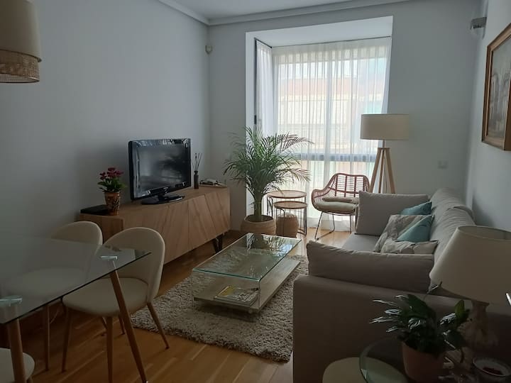 Bonito, Acogedor Y Bien Comunicado - Madrid