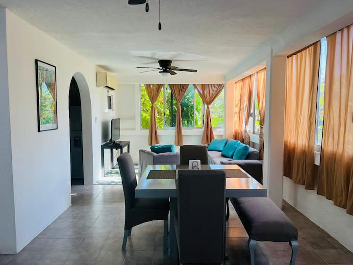 Súper Céntrico, Lindo Y Amplio Tours&renta De Auto - Cancún