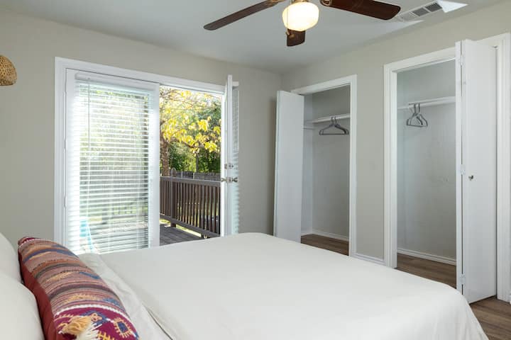 Fort Worth 2 Bedroom House - Fort Worth, TX