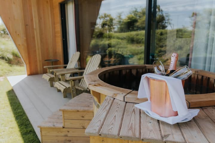 Deluxe Detached Cabin At Newton Hall - Seahouses