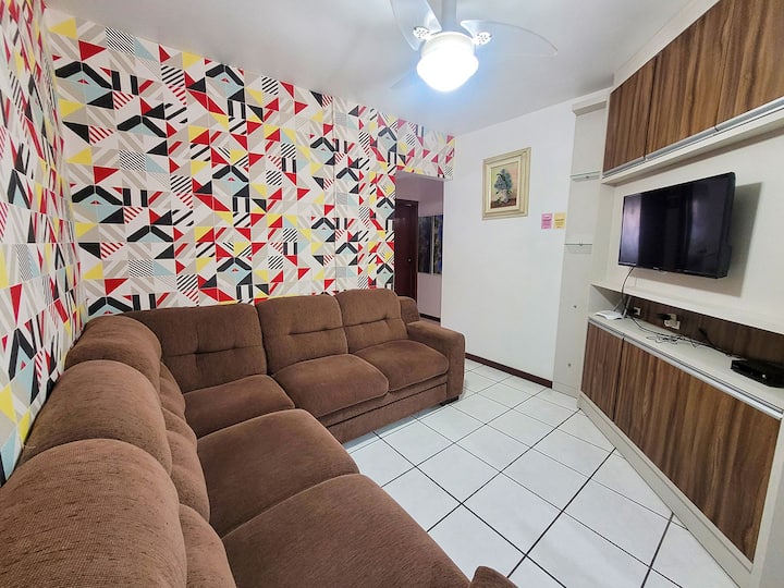 Ap P/ 10 Pessoas A Menos De 150m Do Mar Em Bombas - Bombinhas