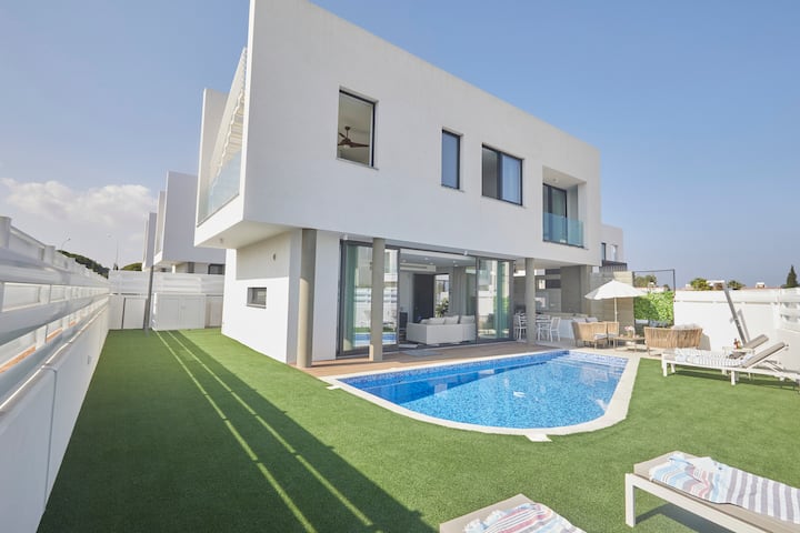Villa Almar, Stylish 3bdr Protaras Villa With Pool - Agia Napa