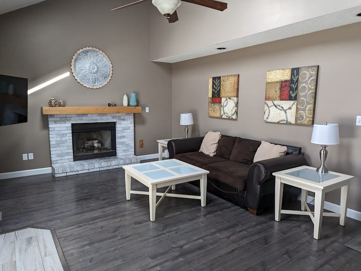 "The Farmhouse Room" - Fort Wayne, IN