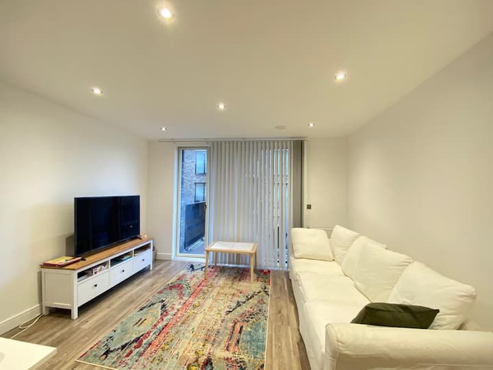 New Build 1 Bedroom Flat In Zone2 - Stratford