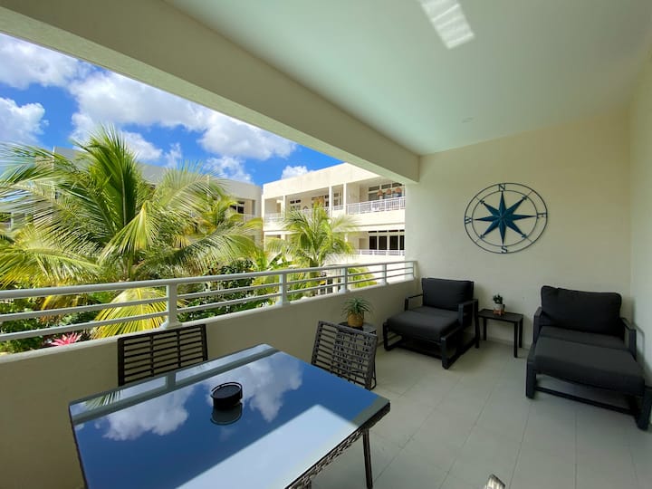 Newly-constructed, Modern Apartment Near Oistins - Barbados