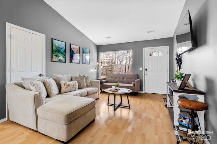 Cozy Home Near Blowing Springs & Bentonville! - Bentonville, AR